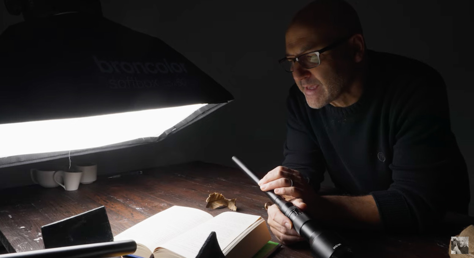 Macro Probe Lens Comparison: AstrHori 28mm vs Laowa 24mm | Visual Education