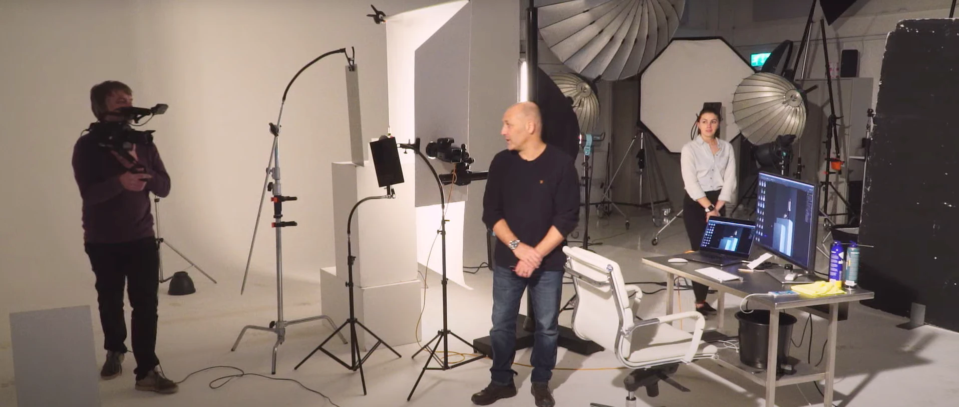 Professional One Light Product Photography - Can it be done?